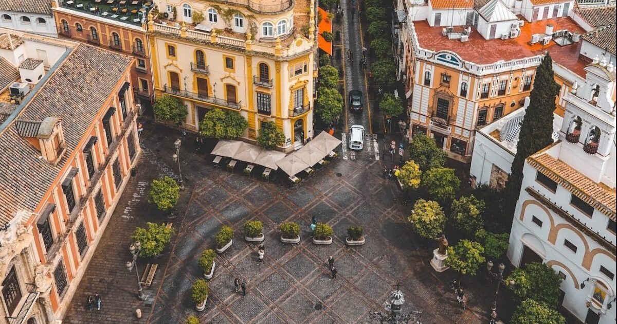 Spain’s new Energy and Climate Plan: facts,… | Transport & Environment