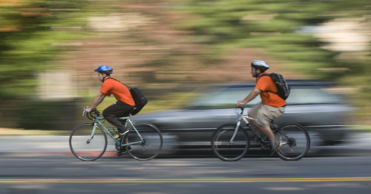 Bicycles overtake cars | T&E