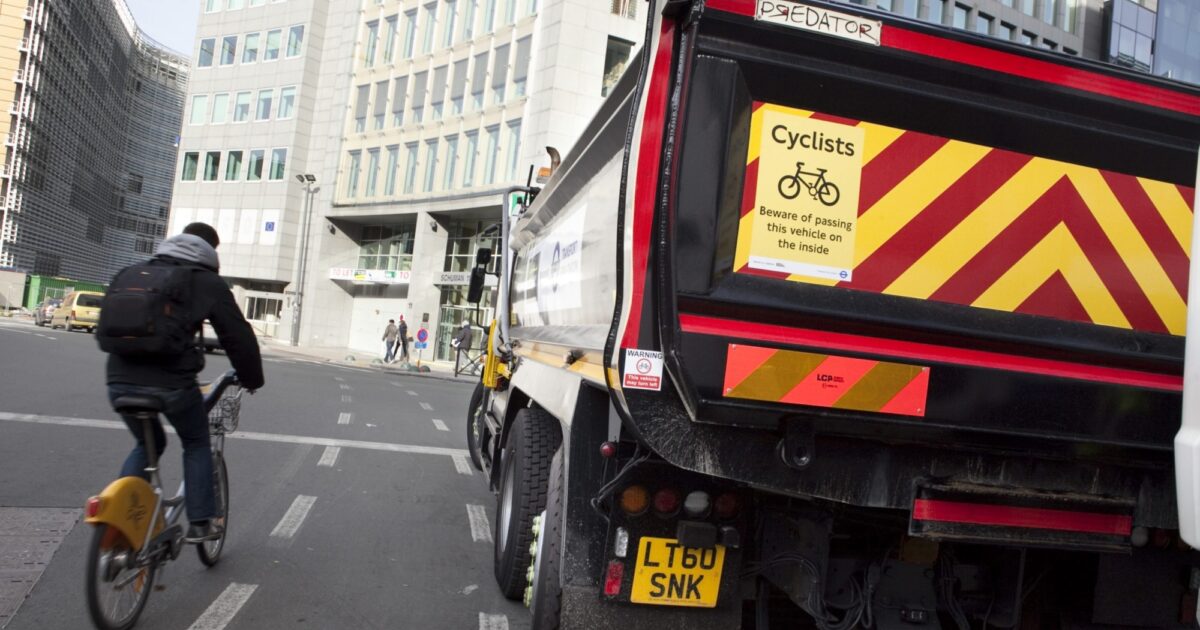 MEPs support lorry safety, but Commission signals backtracking… | T&E