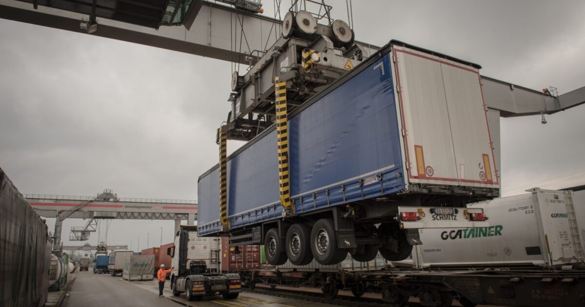 Freight modal shift to rail can contribute to decarbonising… | T&E